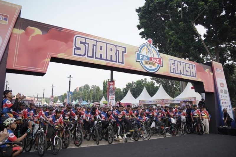 Fun Bike Indomaret 2023 di Jakarta Diikuti 7.000 PesertaVenueMagz.com