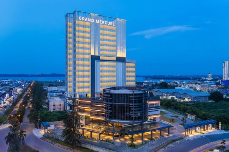 Grand Mercure Batam Centre Resmi Dibuka, Sajikan Pesona Budaya ...